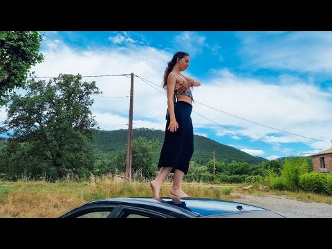 GirlsVsCars - Cars destruction, Revving / Driving and more from France ...