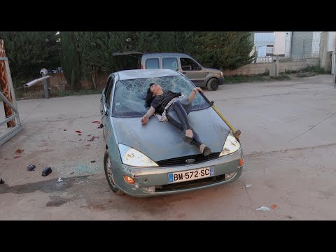 GirlsVsCars - Cars destruction, Revving / Driving and more from France ...
